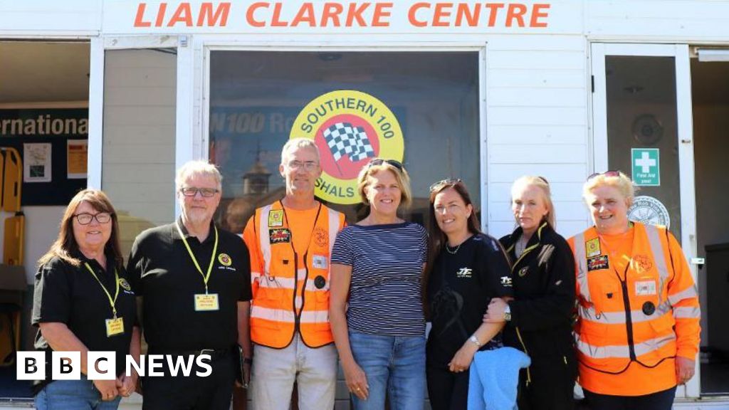 Southern 100 marshals' hut renamed in memory of Liam Clarke - BBC News