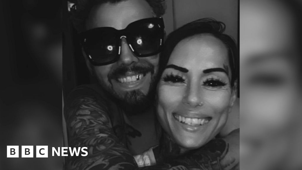 How dispute between Bournemouth drug addicts ended in murder - BBC News