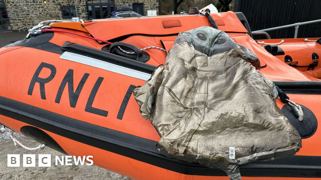Mystery item prompting Northumberland RNLI rescue was Baby Yoda balloon
