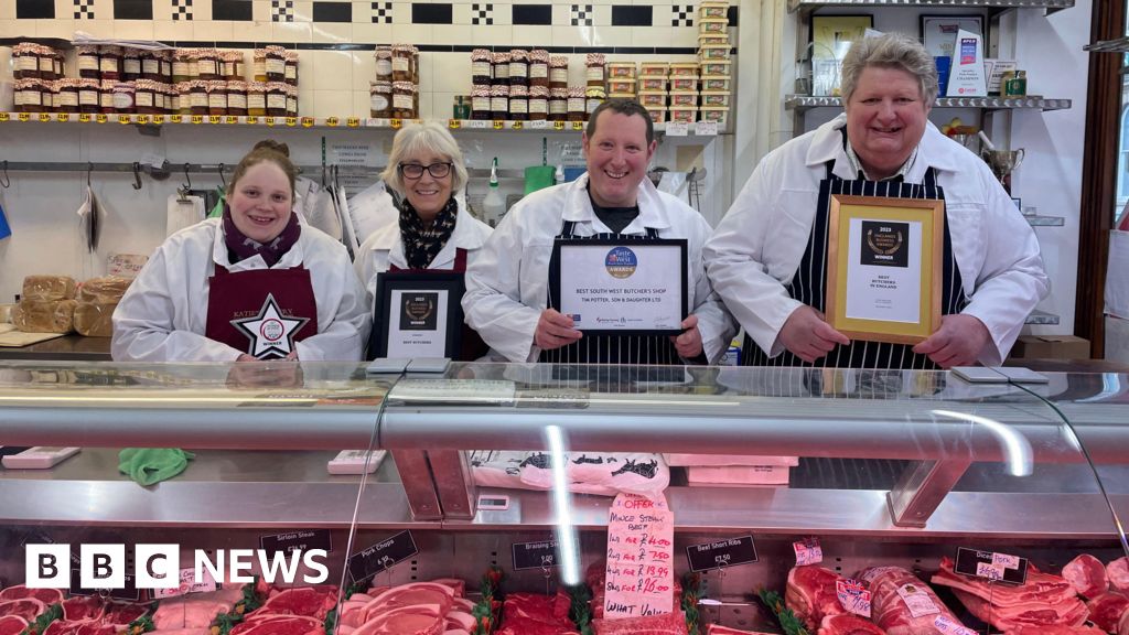 Wellington butcher awarded 'Best in England' - BBC News