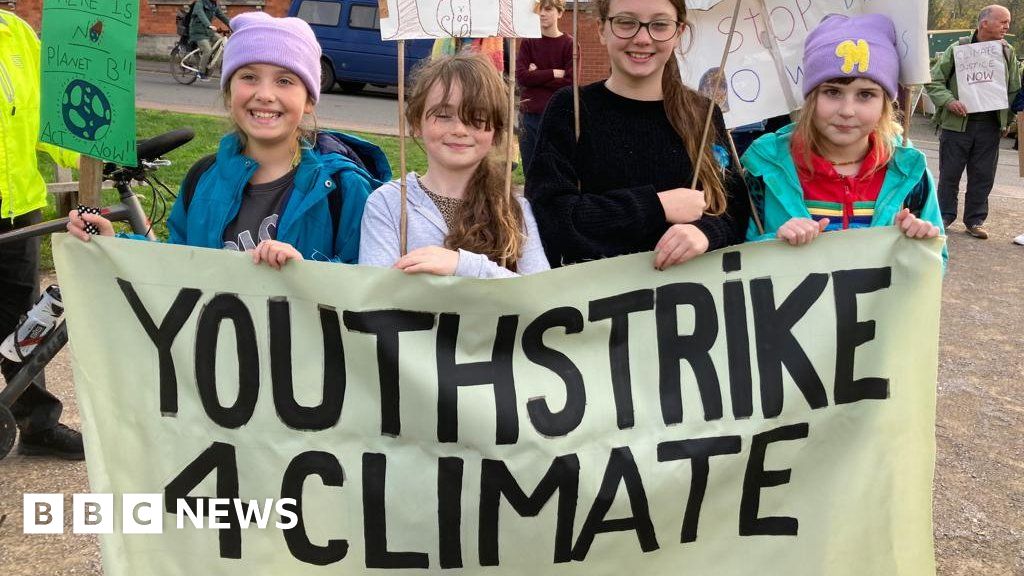 COP 27: Stroud children lead climate change march
