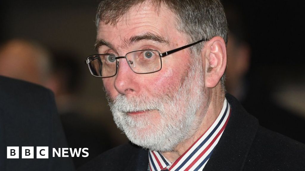 Ex-DUP MLA McCausland apologises to Irish News reporter