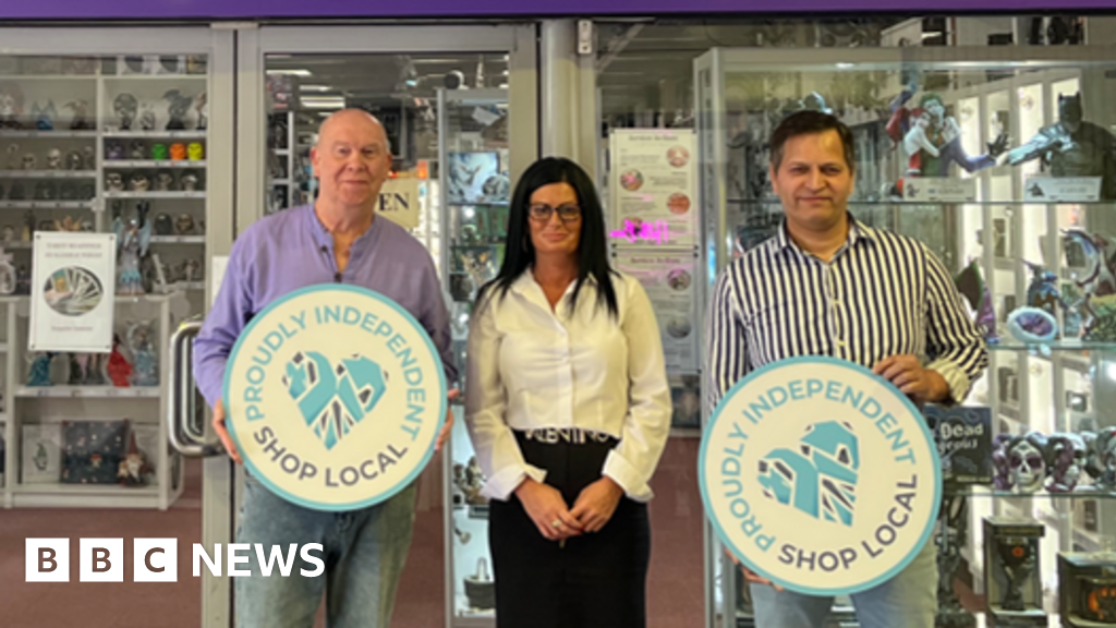 Coventry shoppers urged to support independent stores - BBC News