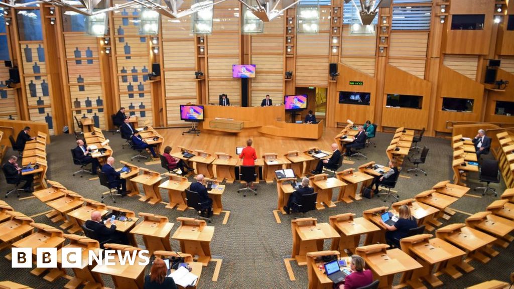 MSPs vote to 'refuse consent' for Brexit deal
