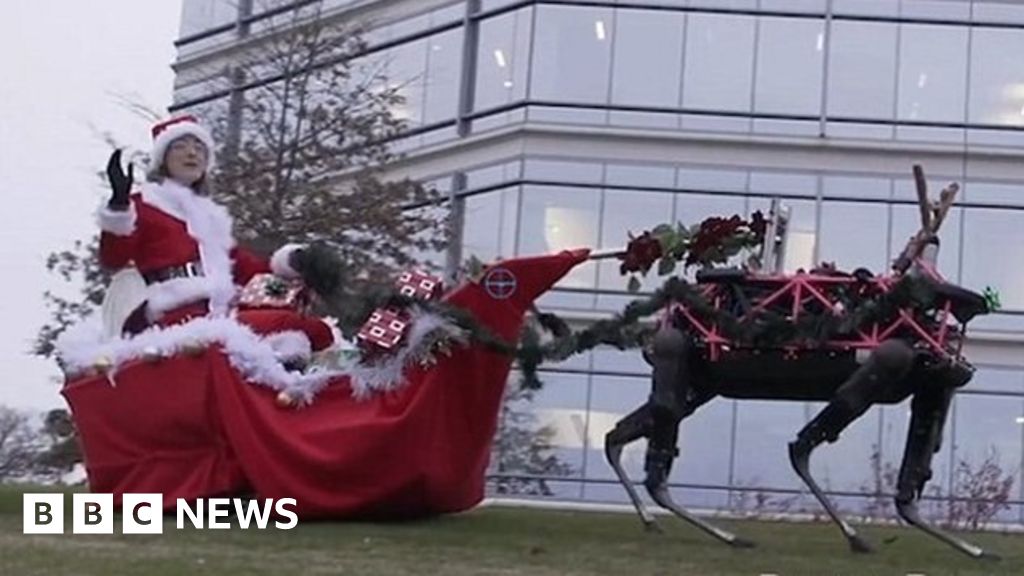 Google's robots challenge Rudolph - BBC News