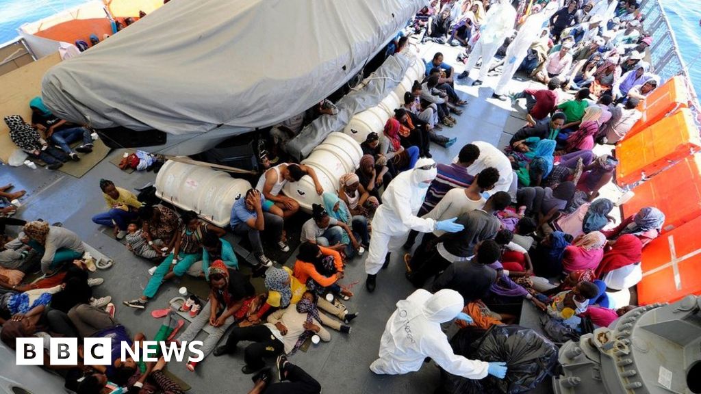 LÉ Róisín: Irish naval ship rescues 371 people from three boats - BBC News