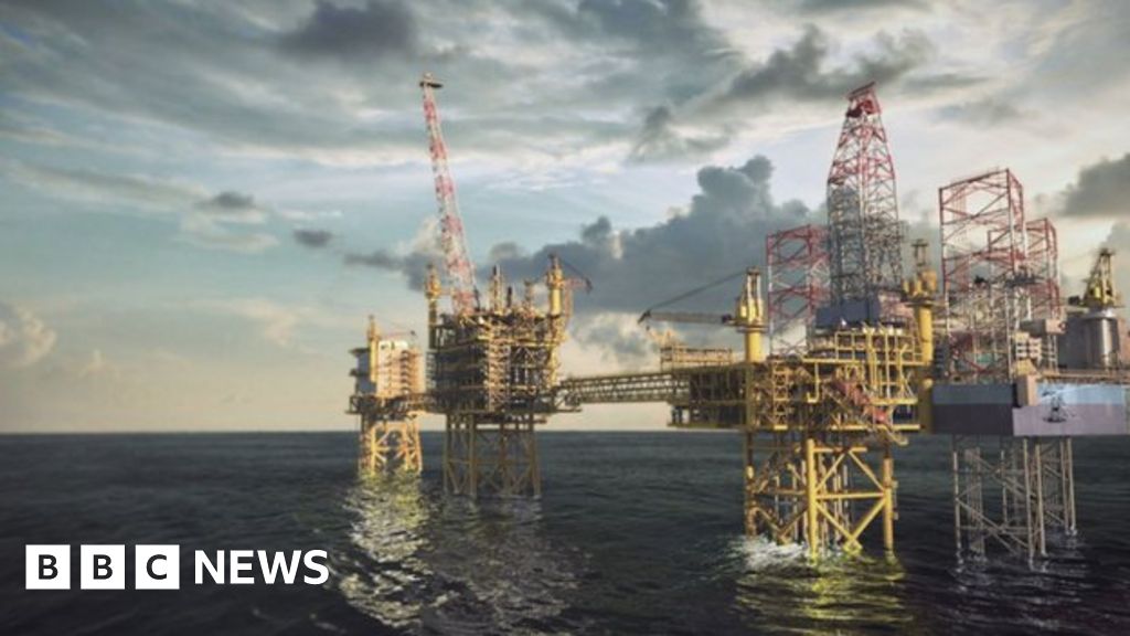 Work starts on Maersk Oil gas field platform - BBC News