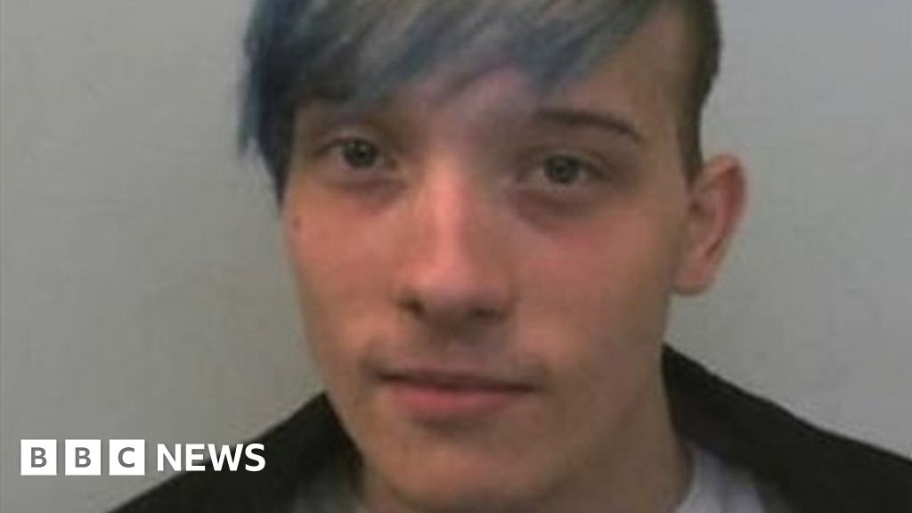 Jailed Bristol rapist Adam Beeney a 'wolf in sheep's clothing' - BBC News