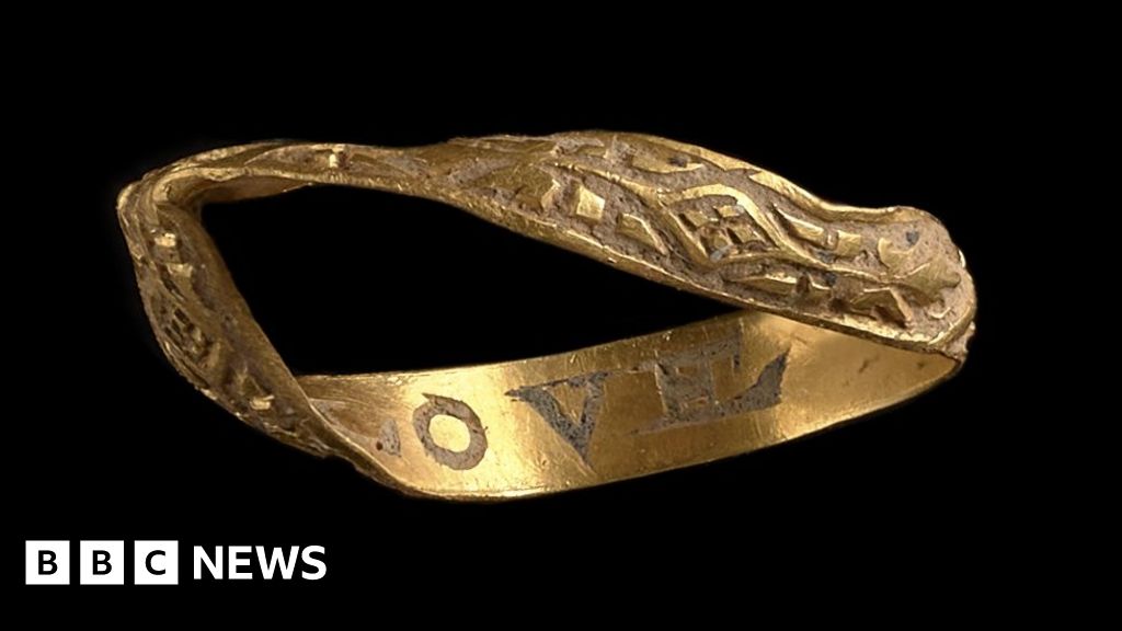 Pembrokeshire: Detectorists' finds declared treasure