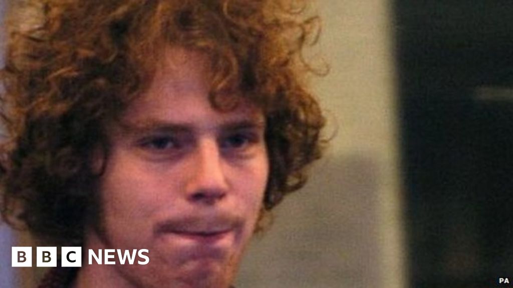 Inquest: Friend of Pete Doherty died from overdose - BBC News