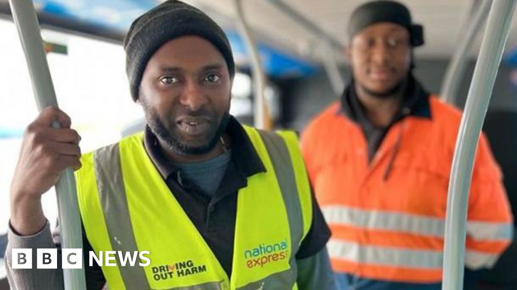 Wolverhampton worker, 40, finds new path with apprenticeship - BBC News