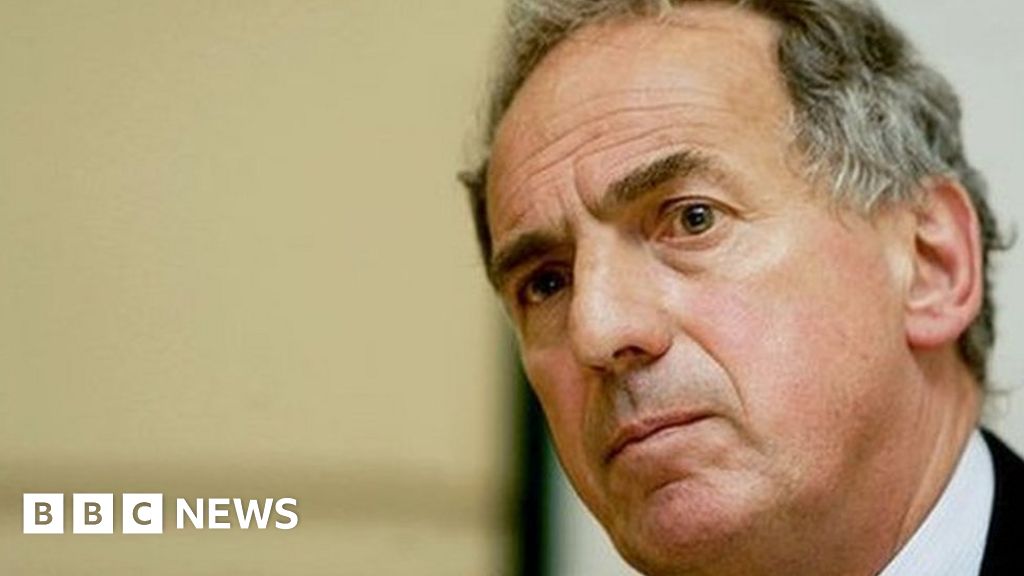 Labour: Kim Howells warns party could 'easily lose' general election