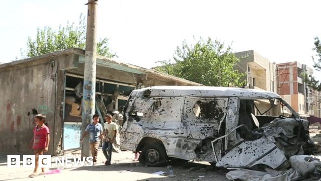 Turkey-PKK conflict 'escalating fast' - BBC News