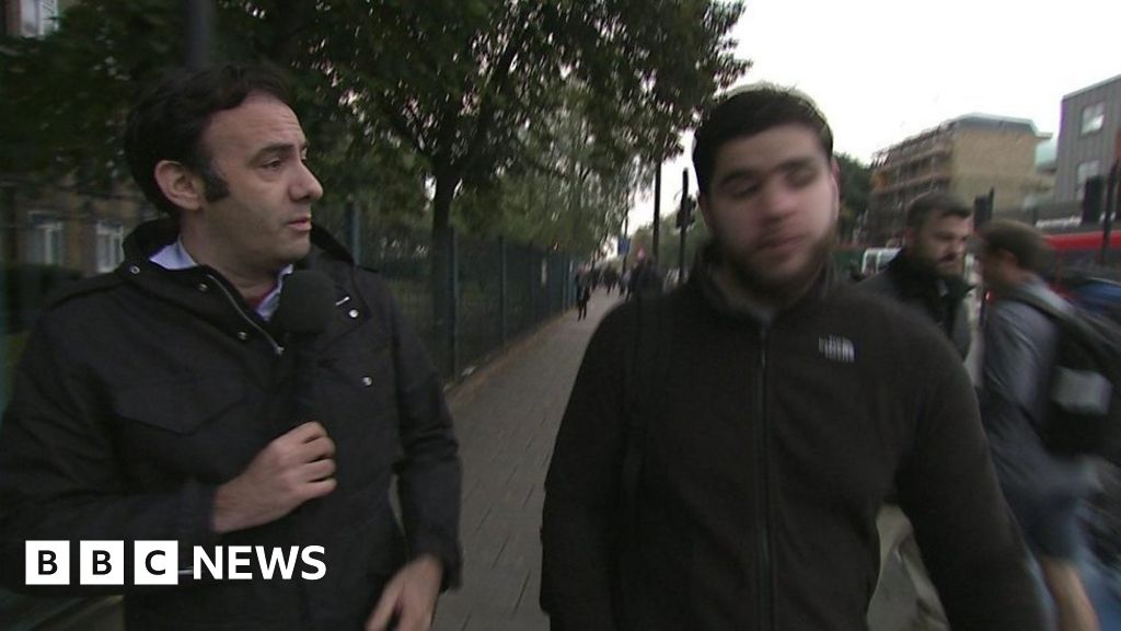 Hundreds of London minicabs could be 'working illegally'