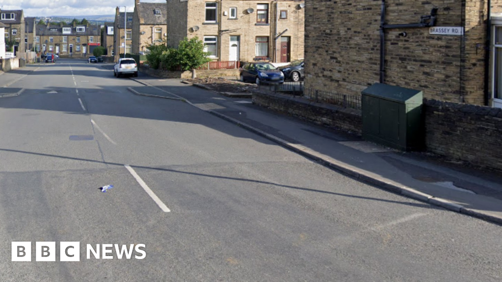 Bradford man seriously injured in hit-and-run - BBC News
