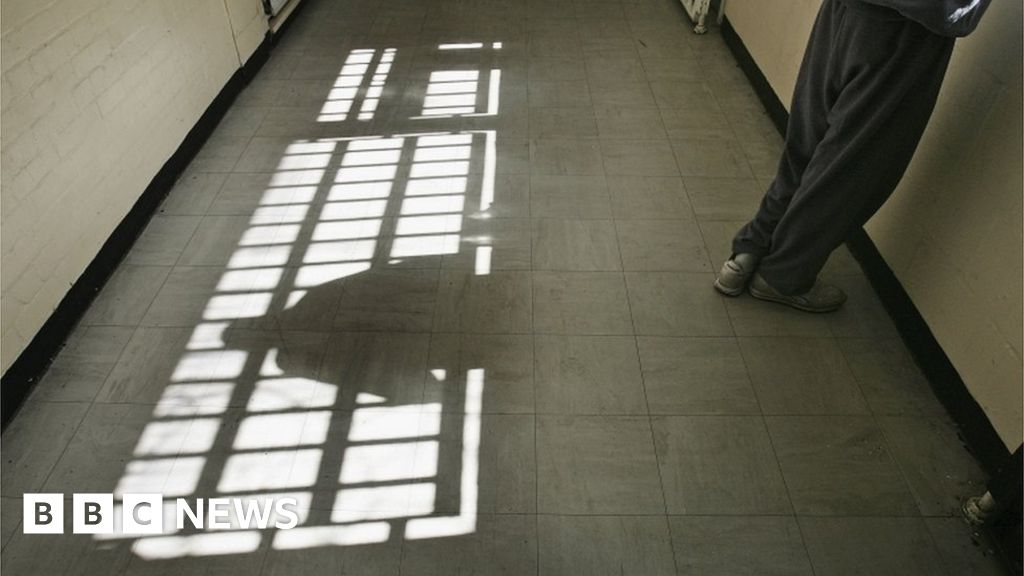 Probation firm to buy Oakhill secure training site from G4S - BBC News