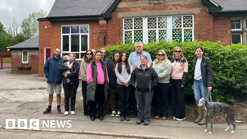 Parents worried about Checkley school with missing teachers - BBC News