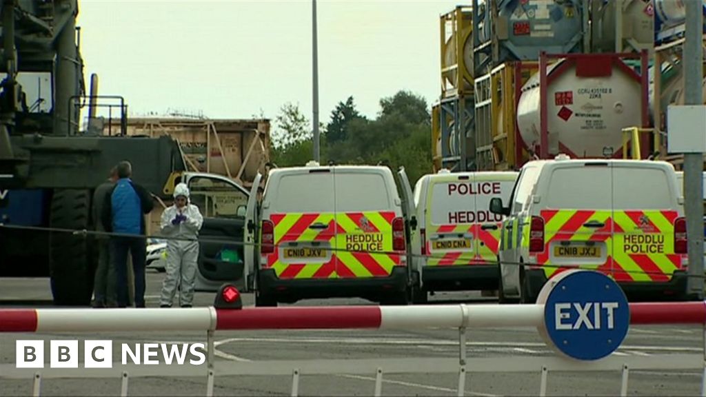 Harry Baker murder: Calls for Wales drugs policy review - BBC News