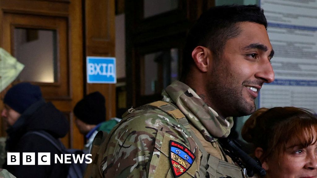 Ukraine: Maidstone MP Helen Grant's son goes to fight in conflict - BBC ...