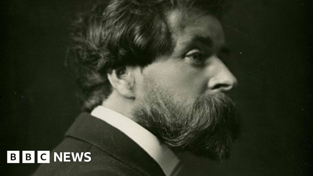 Archibald Knox: Liberty designer receives Manx honour - BBC News