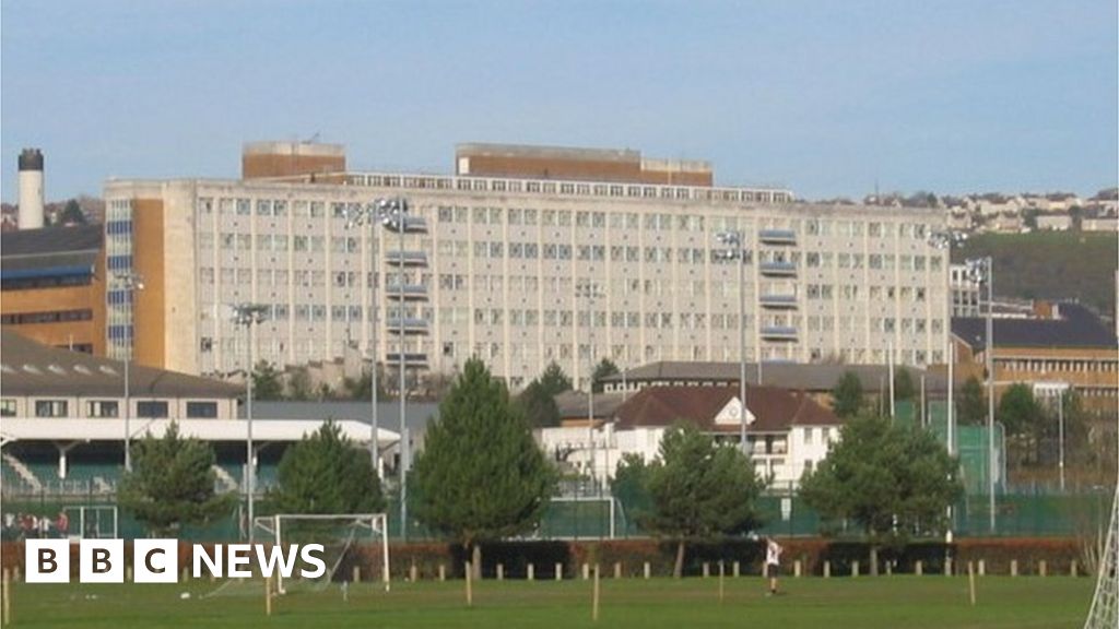 Alleged assault at Singleton Hospital, Swansea investigated - BBC News