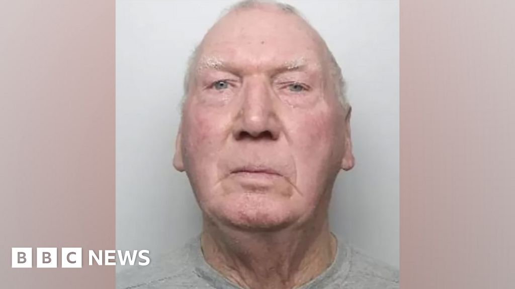 Sheffield: Paedophile who sent victims Valentine gifts jailed - BBC News