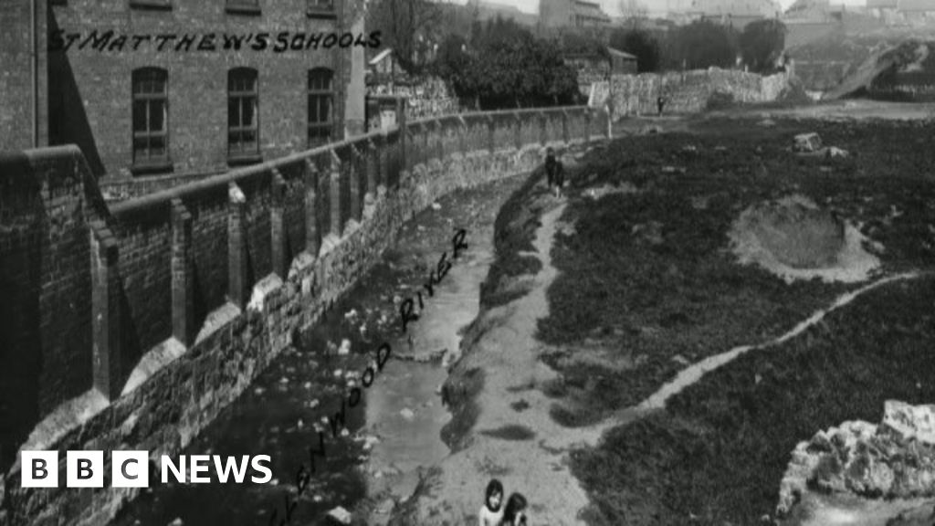 The history of Belfast's Farset River - BBC News