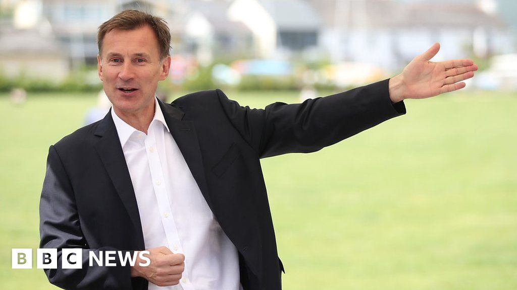 Jeremy Hunt: Who is the Conservative leadership contender? - BBC News