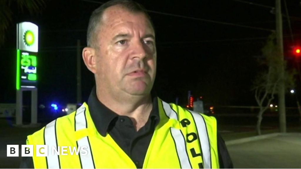 Four Britons died in Florida 'worst possible impact' crash - BBC News