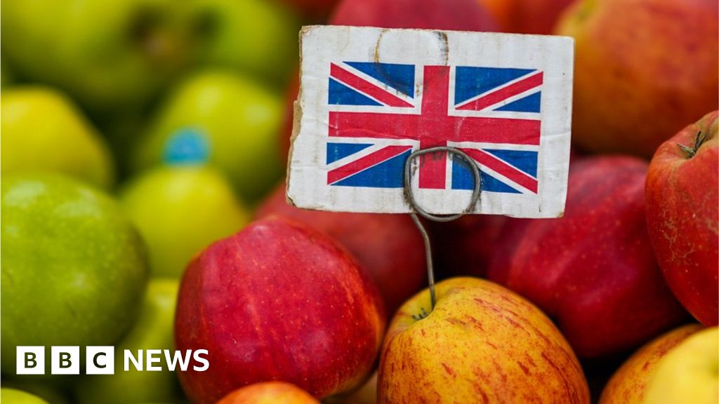 Brexit: Figures show fall in Great Britain to NI goods sales - BBC News
