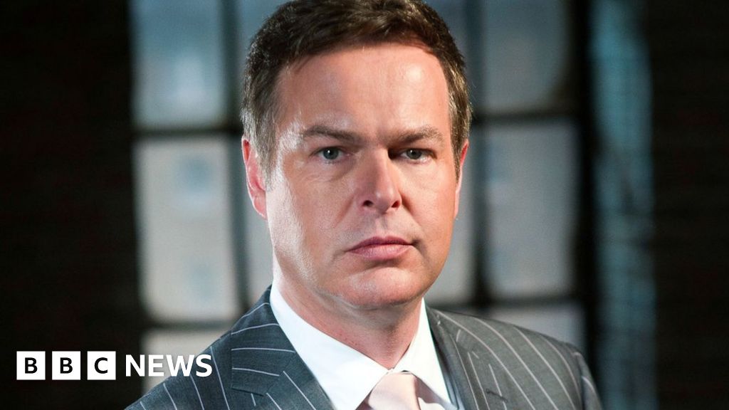 Dragons' Den's Peter Jones: 'Teach school kids how to set up a business'