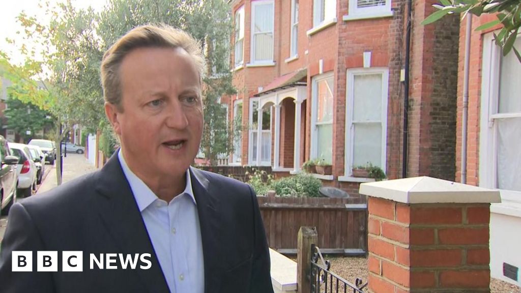 Fifth ex-PM speaks out against post-Brexit bill - BBC News