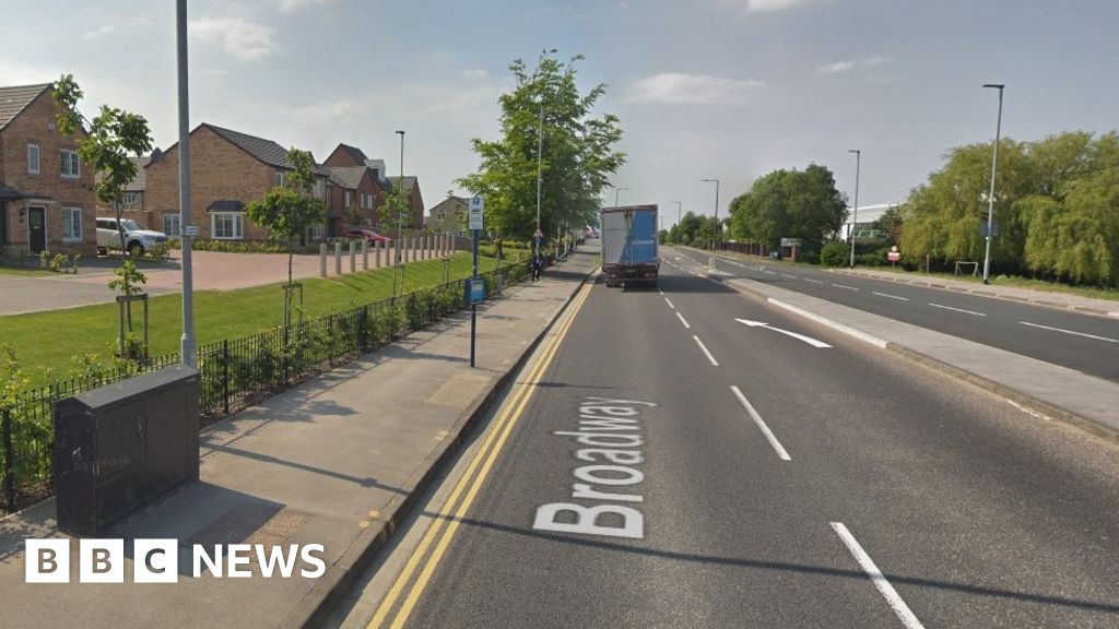 Three arrests after teen killed in Barnsley crash - BBC News