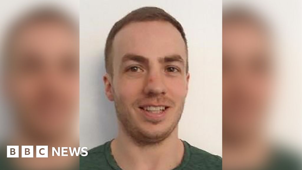 Drug smuggler Daniel Dobbs gets longer sentence after capture in Spain ...