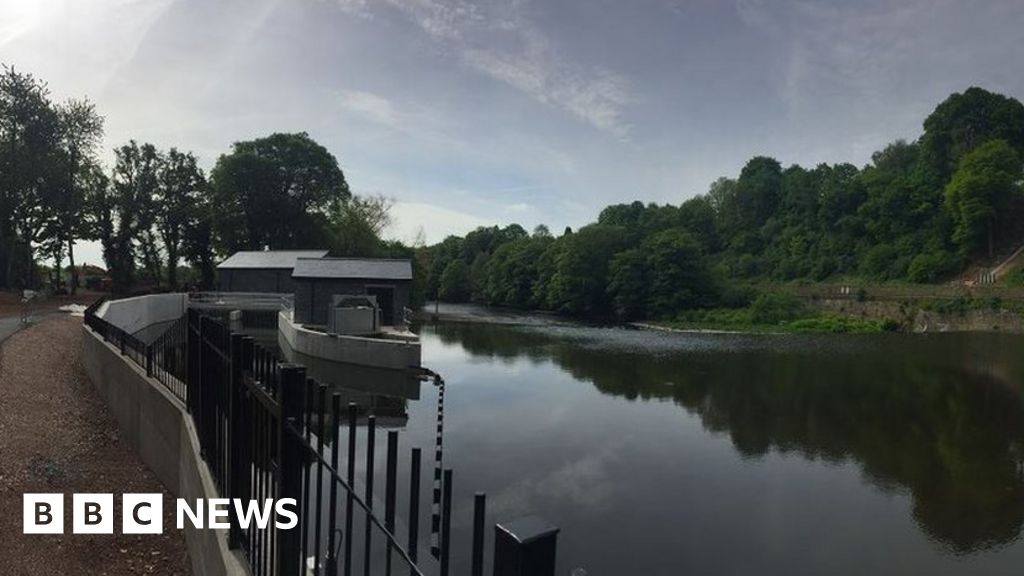 Cardiff River Taff hydroelectric scheme opens - BBC News