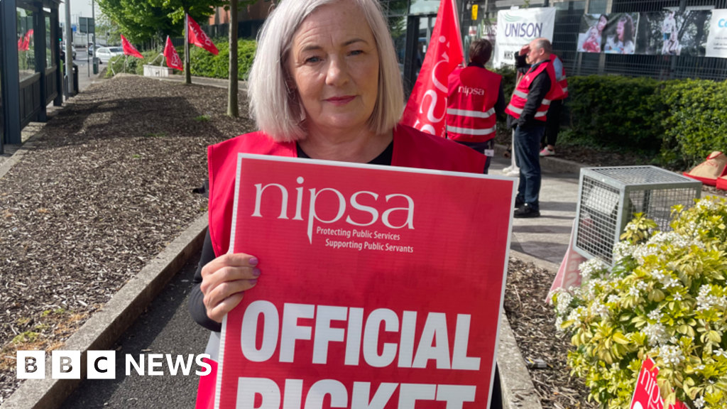 NIPSA members begin 48-hour strike action over staff shortages - BBC News