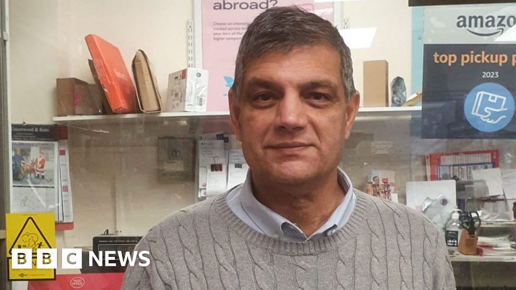 Knaphill sub-postmaster urges customers not to boycott local branches ...