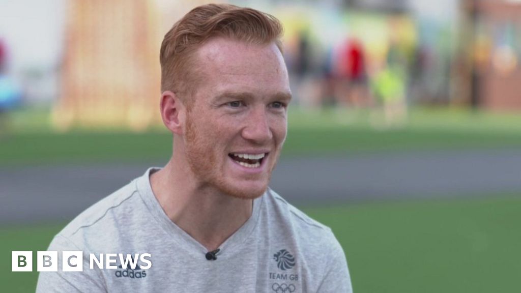 Rio 2016: Greg Rutherford 'not disappointed' with bronze - BBC News