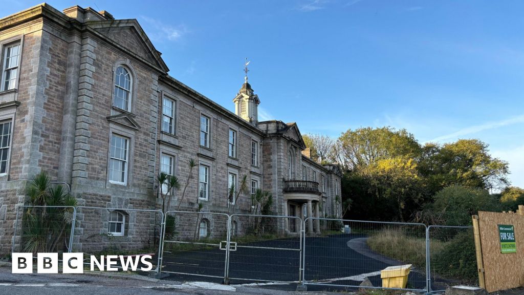 Old County Hall in Truro for sale for fifth time in 12 years - BBC News