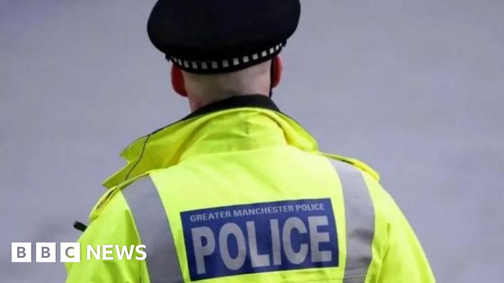 Man charged over Wigan street stabbing - BBC News