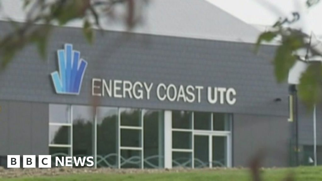 Workington College shut after suspected virus outbreak - BBC News