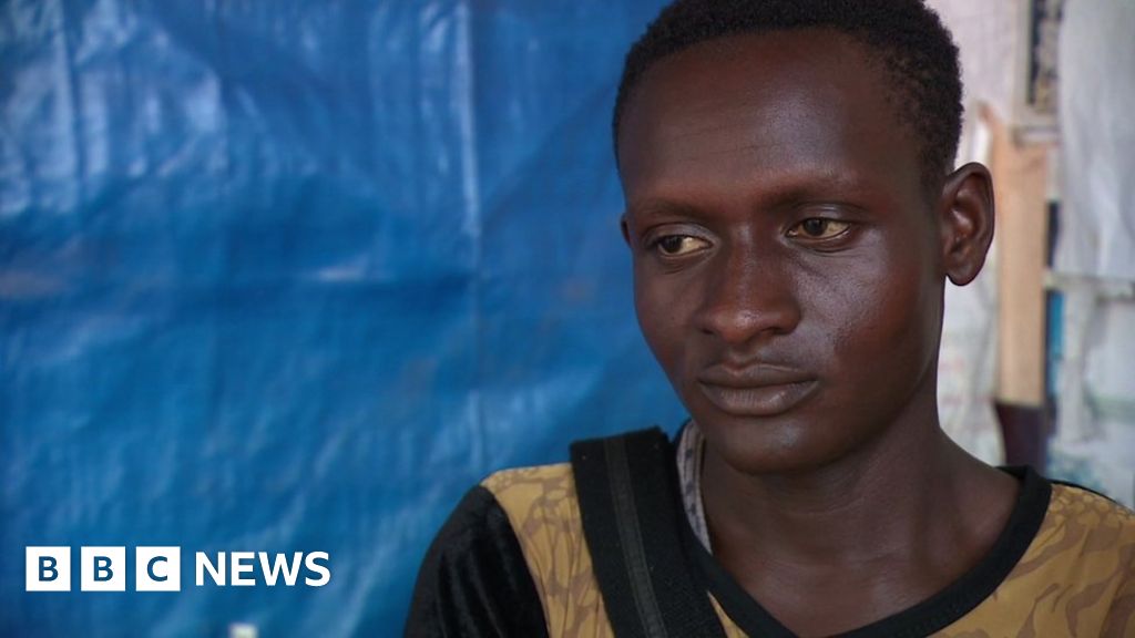 Surviving Ebola - BBC News