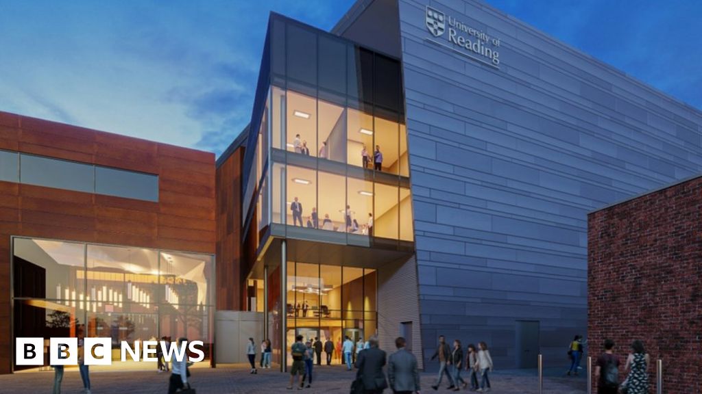 Reading University submits plans to create TV studio - BBC News