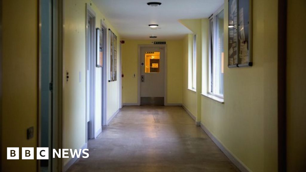Inside Bethlem Royal Hospital - BBC News