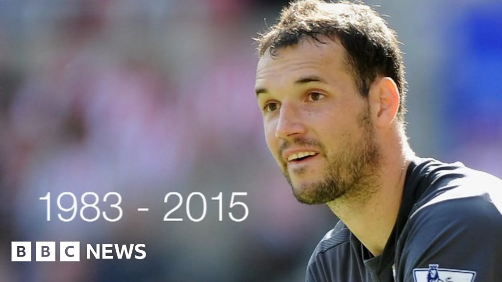 Marton Fulop: Jimmy Montgomery tribute to keeper - BBC News