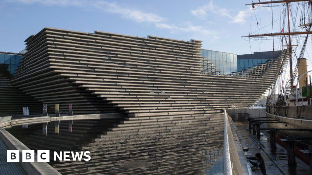 V&A Dundee Museum of Design under competition judges' spotlight - BBC News
