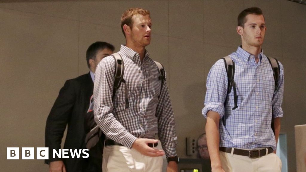 Rio 2016: Two US swimmers leave after 'robbery' row - BBC News