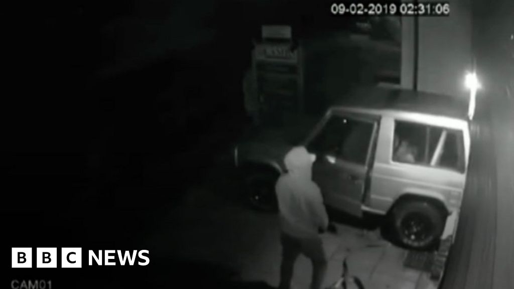 Village ATM ram-raid caught on CCTV - BBC News