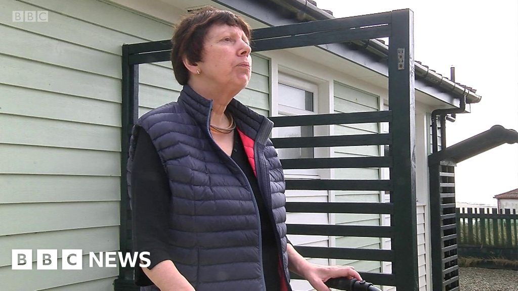 Benefits claim a 'distressing' experience says MND patient - BBC News