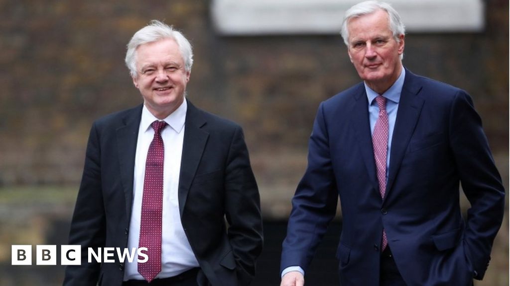 Brexit: David Davis heads to Brussels for talks